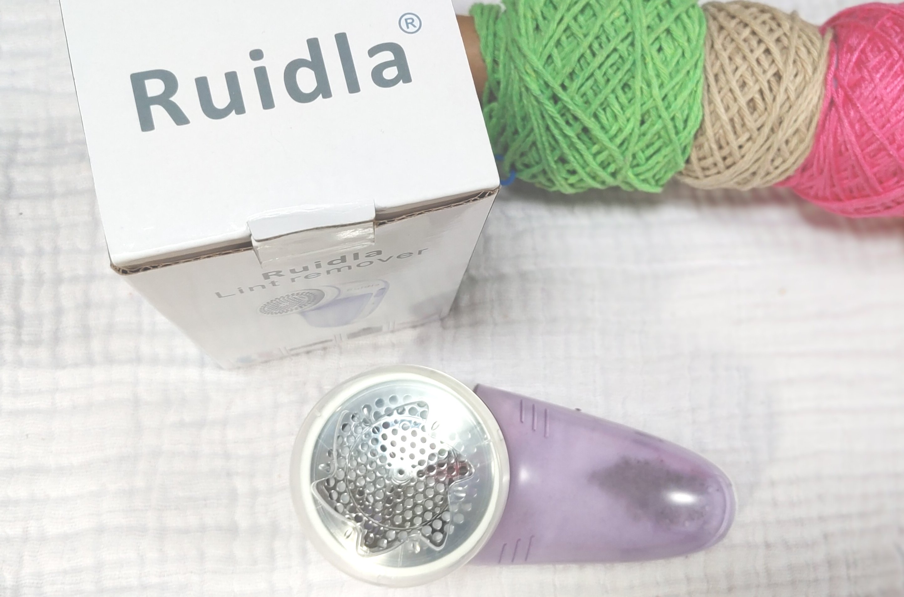How to use a rechargeable lint remover – Stiletto Supermom